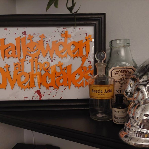 Halloween Decor Family Name Sign! Spooky and Personalised Sign and Wall ...