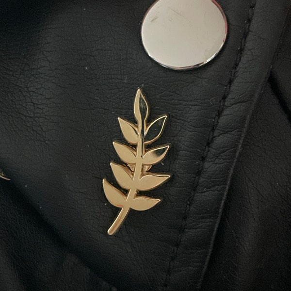 Acorn Enamel Pins // Hard Enamel Lapel Pin Gold Plated Fall Badge ...