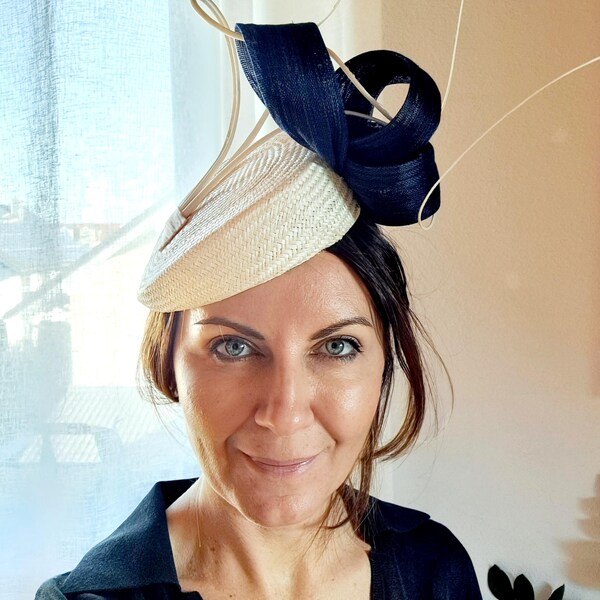 Elegant White and Black Fascinator, White Wedding Hat,white Royal Ascot ...