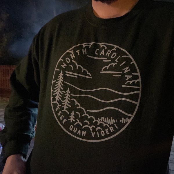 North Carolina Sweatshirt, State Design Adult Unisex Crewneck North ...