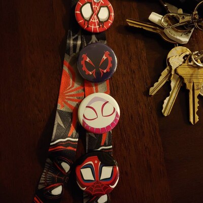 Mix and Match Badges Spider-verse, Badge, Badges, Spider-man, Spiderman ...