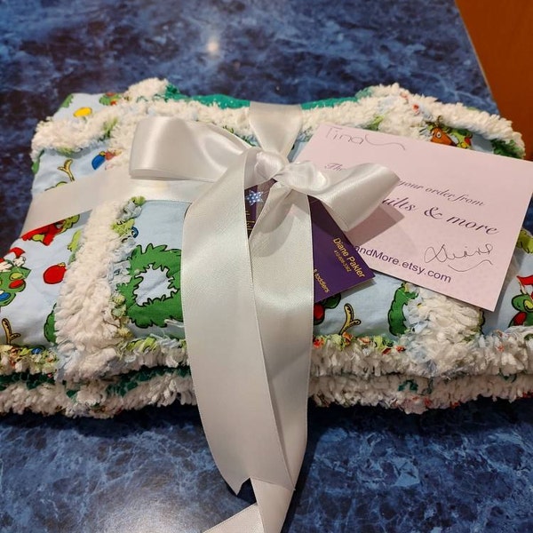 Patchwork Flower Rag Quilt / Vintage Rag Quilt / Handmade Baby Rag ...