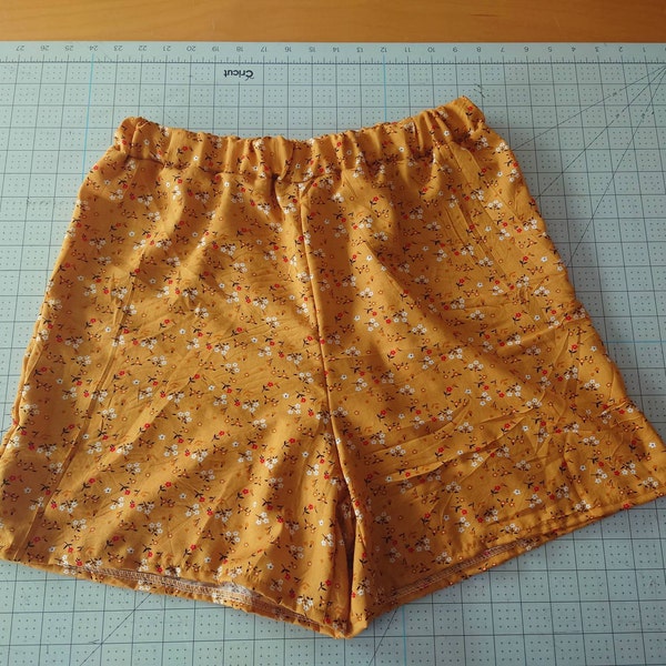 Easy Shorts Pattern | Women Shorts Pattern | Beginner Shorts Pattern ...