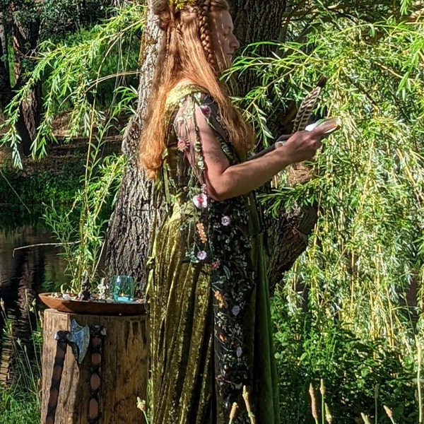 Celtic Ivory Boho Fey Meadow Medieval Renaissance Pagan Handfasting ...