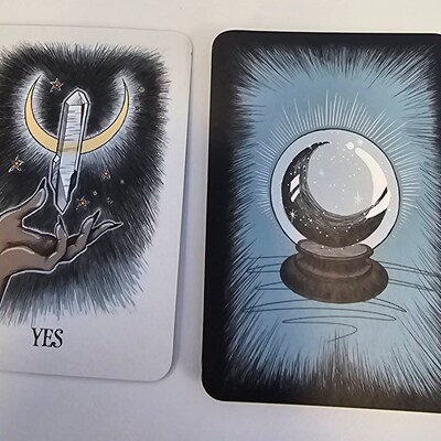 Crystal Ball Pocket Oracle Deck: 13 Oracle Cards & Guidebook a ...