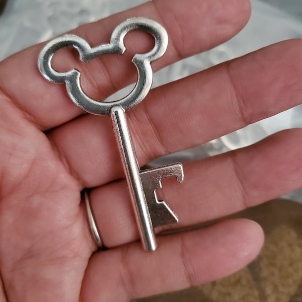 Mickey Key Bottle Opener, Mickey's Key, Cute Mickey Shape Key, Key ...
