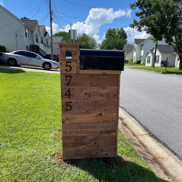 Beautiful, Handcrafted Cedar Mailbox Post; A Sure Fire Way to Bring ...