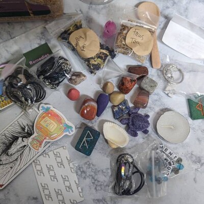 Magic Crystal Confetti, Mystery Witch Scoop, Witch Crystal Confetti ...