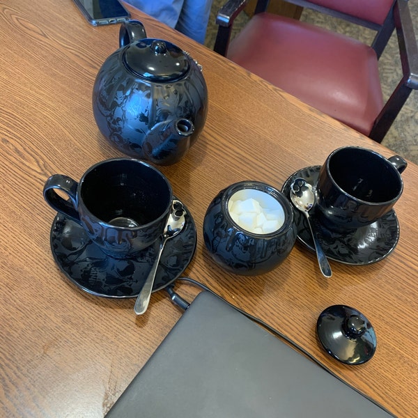 Gothic Skull Set, Goth Skulls Teaset, Matte Black Sets, Macabre Teapot ...
