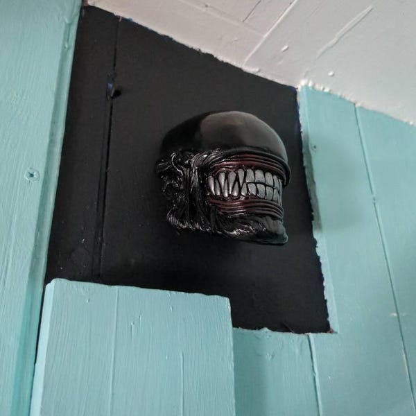 Winged Raven Skull, Afterlife Totem of the Elysian Corvid, Wall Mounted ...