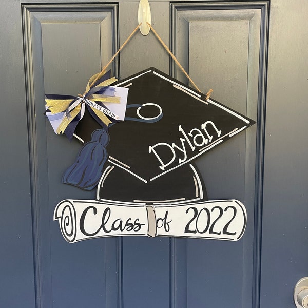 Grad Cap Door Hanger, Class of 2024, Graduation Decor - Etsy