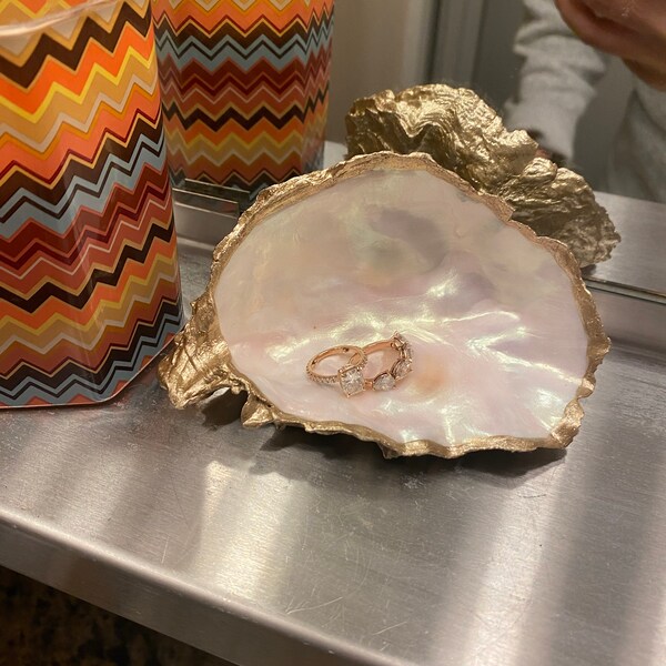 White and Gold Oyster Shell Ring Dish, Ring Holder, Ring Bowl - Etsy