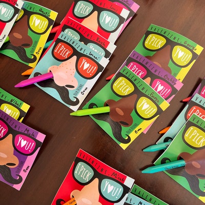 Funny Nose Picking Valentines Classroom Pencil Holder Valentines ...