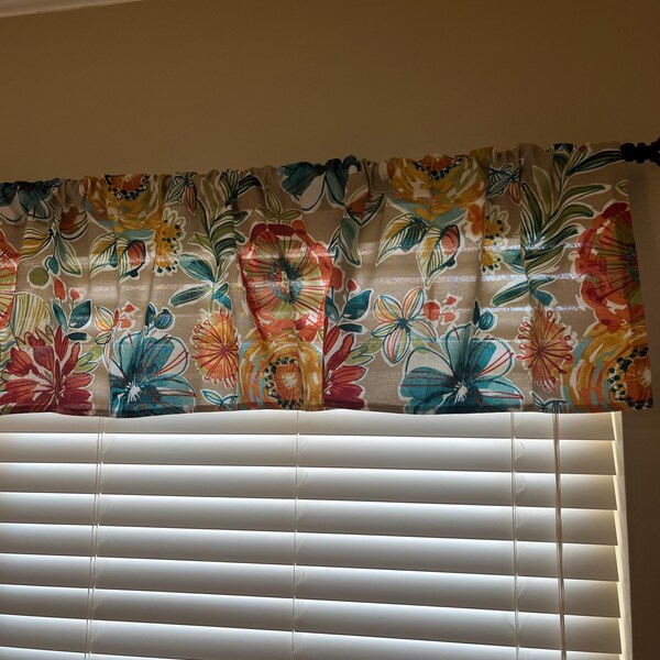Colsen Sonoma Porch Patio Burnt Orange Red Beige Cream Floral Modern ...