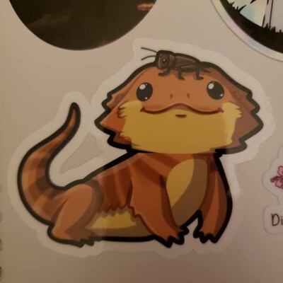 Super Kawaii Bearded Dragon With a Cricket Adorable Kawaii Reptile ...