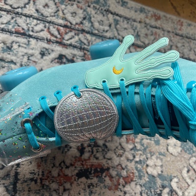 Alien Toe Guards for Roller Skates in 5 Colors Glow in the Dark ...