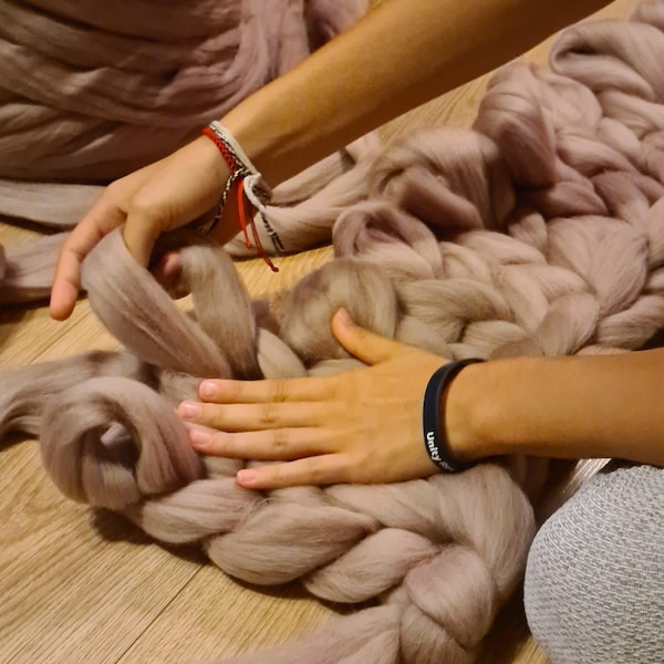 100% Merino Wool Roving for Arm Knit, Giant MERINO WOOL, Giant Knitting ...