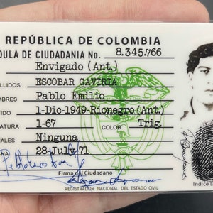 Memorabilia Card El Patron\u2019s Columbian I.D Pablo Escobar ...
