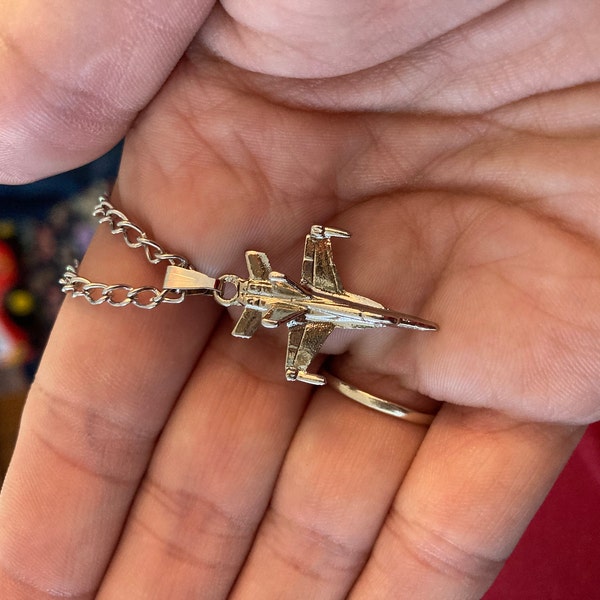 Winged Victory of Samothrace Pendant Necklace, the Goddess of Victory ...