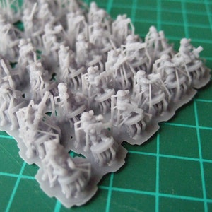 Alternative Helmeted Heads 28mm Wargaming Resin Models Fine Detail - Etsy