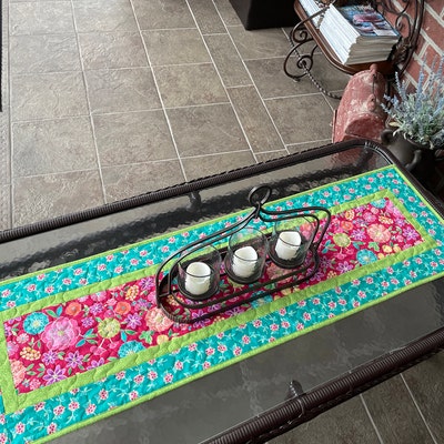 Texas Wildflower Quilted Table Topper, Reversible Table Mat, 20x20 ...