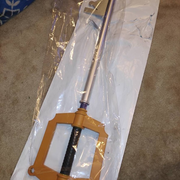 Kingdom Hearts Sora Foam Keyblade 1:1 Scale Replica PVC Core Comic Con ...