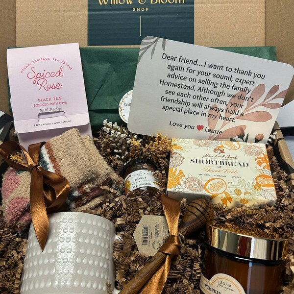 Bee Themed Gift Box for Her, Bee Birthday Gift Set, Bee Themed Care ...