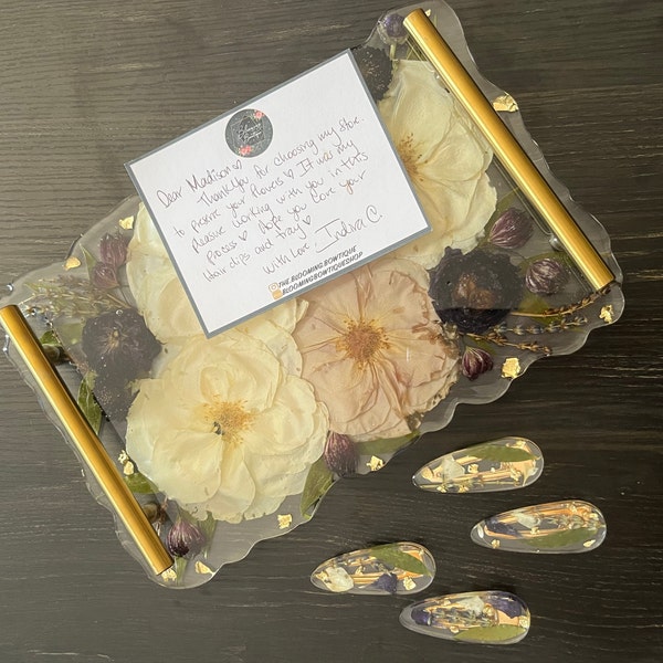 Name Stand, Custom Name Stand, Letter Stand, Resin Name, Floral Resin ...