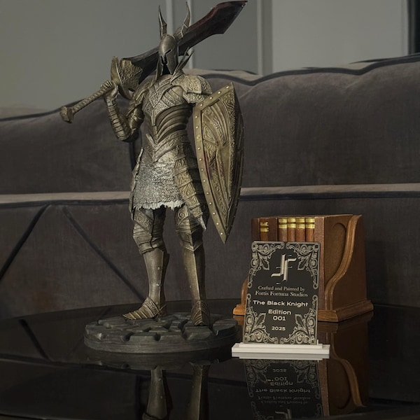 Hand-painted Queen Marika Statue – Elden Ring Collectible Figurine - Etsy