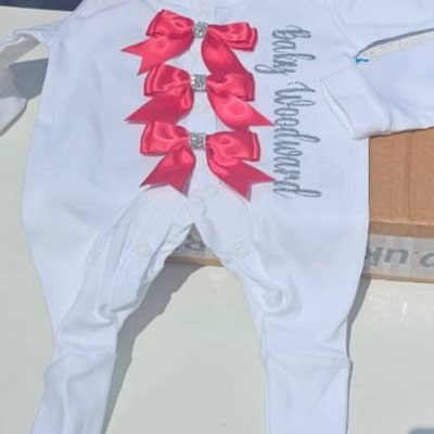 Newborn Baby Girl Homecoming Set, Sleepsuit/babygrow, Mitts, Hat ...