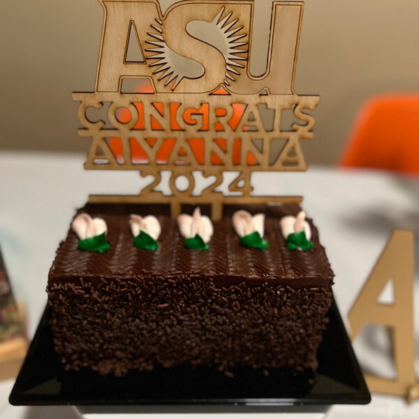 Personalized Cake Topper, Graduation Gift, Any College, Any University ...