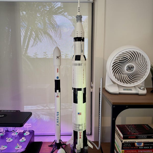 Apollo 11 Saturn V Scale 110cm Tall Display Model | NEW SIZE - Etsy