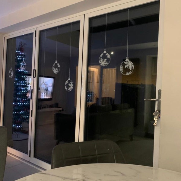 10 Large Snowflake Bauble Window Stickers Plus 30 Icy Stars - Xmas ...