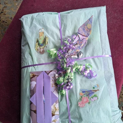 Elegant Sophisticated Homongi Kimono With an Ethereal Pastoral Scene ...