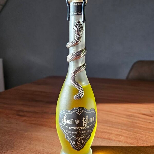 Basilisk Venom Potion Magic Apothecary Herbology Glass Bottle Prop - Etsy