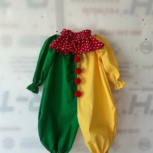 Simplicity 8469 Sewing Pattern Crafts Pillows Square Triangle Clowns ...