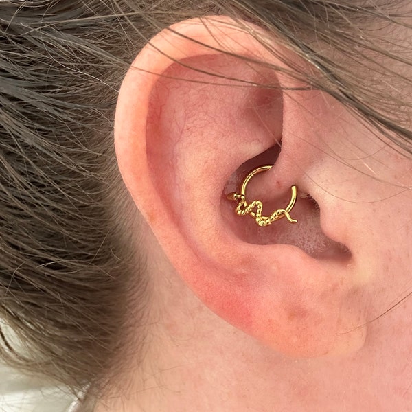 16g Dainty Snake Daith Earring, Daith Hoop, Daith Ring Clicker, G23 ...