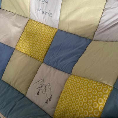 Krabbeldecke mit Namen, Babydecke, Krabbeldecke mit Namen Lotta Patchworkdecke, personalisiert ...
