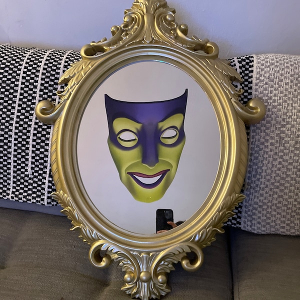 Snow White/evil Queen Magic Mirror on the Wall Cutout - Etsy