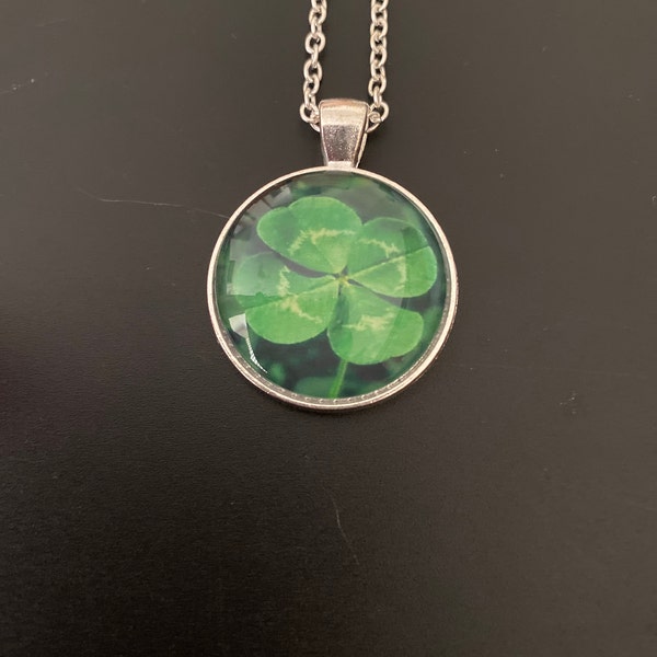 Irish Emblem- St Patricks Necklace - Shamrock Necklace - Four Leaf ...