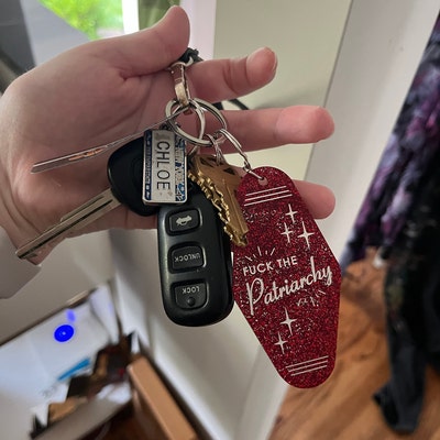 Bulk Personalized Motel Keychain // Bridesmaids Bachelorette Keychains ...