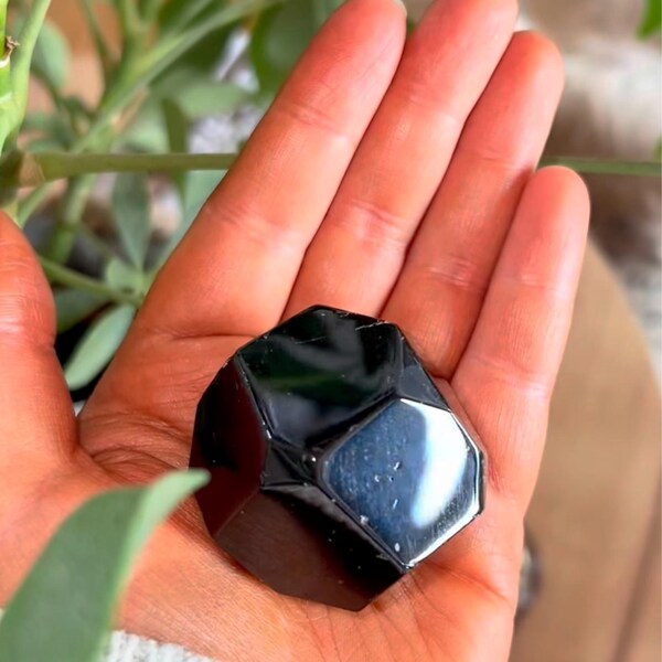 UV Reactive Oil Petroleum Herkimer Diamond , Double Terminate Quartz ...