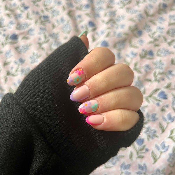 Press on Nails, Flowers French Tip, Frenchies Almond Coffin Stiletto ...