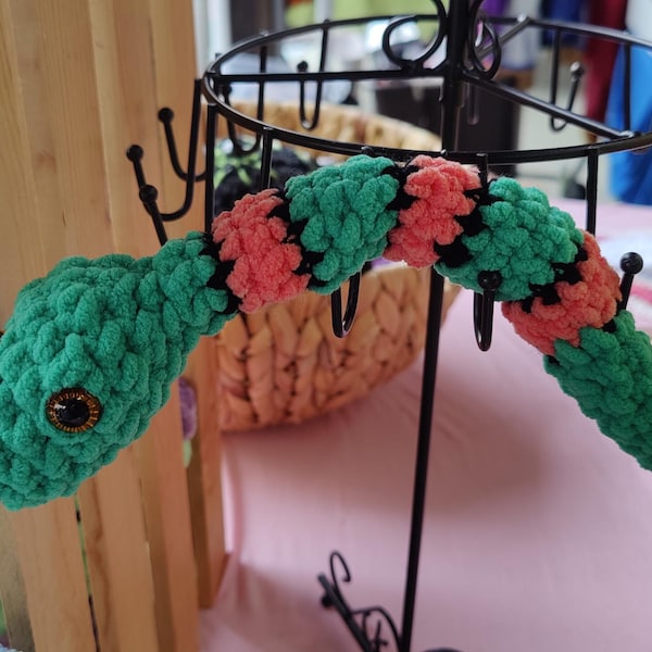 NO SEW Itty Bitty Snake Crochet Pattern; Easy Snake Beginner Crochet ...