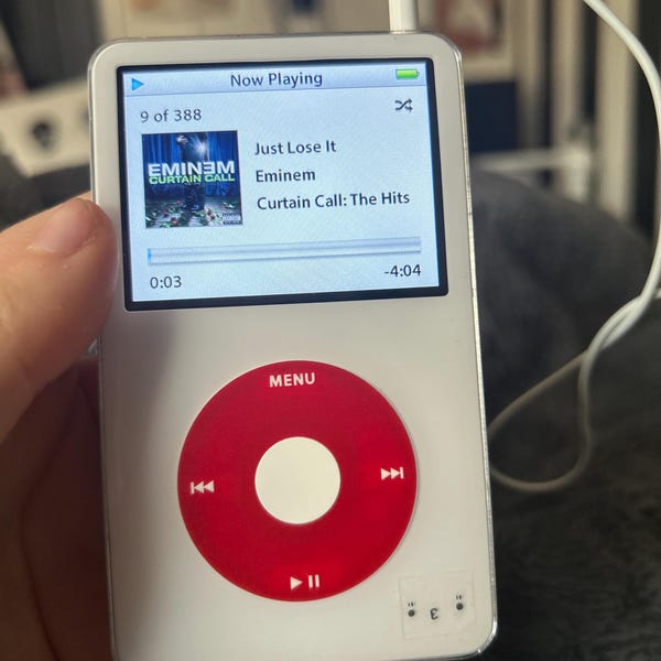 Apple Ipod Classic - 7th/6th Gen, Silver+black (3000mah Battery ...
