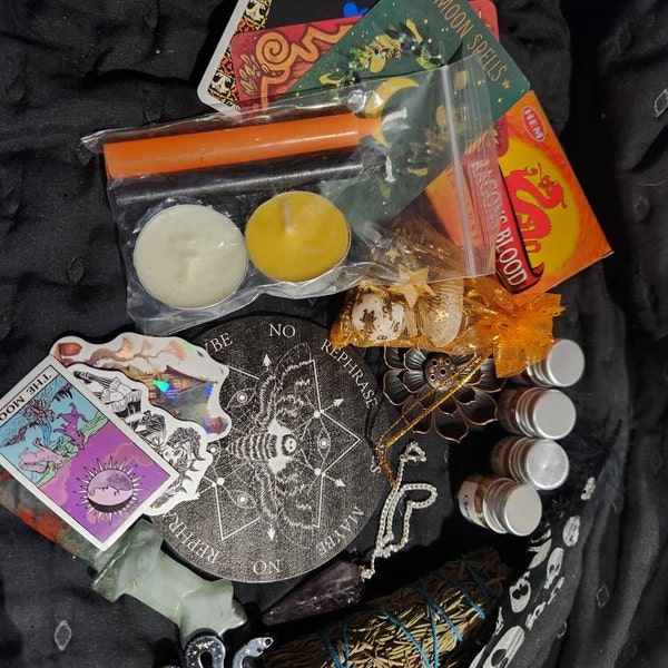 Lilith Altar Set, Altar Supplies, Witchcraft Supplies, Witchy Things ...