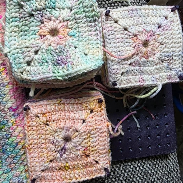 PATTERN | Astrid Granny Cowl Pattern | Crochet Granny Square Neck ...