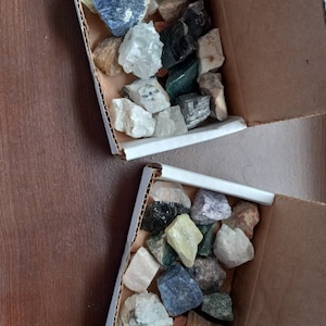 MINIATURE Crafters Collection Box: Gems Crystals Natural Raw Minerals 1 ...