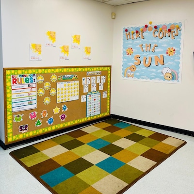 Retro Summer Bulletin Board Kit, Sunshine April and May Door Decor and ...