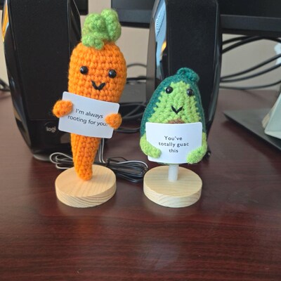 Tutorial Video Guide-pattern Only-emotional Support Pickle-handmade ...